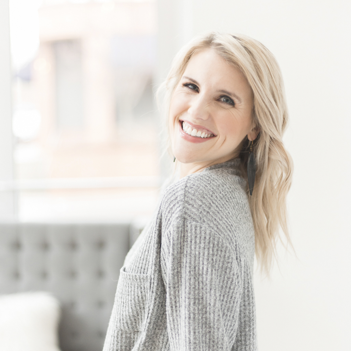 Michelle Myers Bio – She Works HIS Way